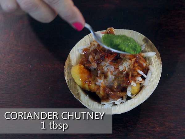 Ram Ladoo Recipe: How To Make Moong Dal Pakora - Boldsky.com