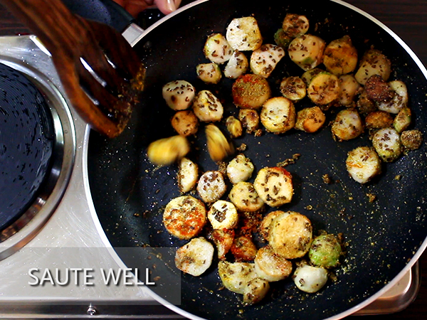 Sukhi Arbi Recipe: How To Make Arbi Ki Sukhi Sabzi - Boldsky.com