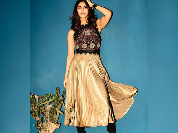 Vaani Kapoor Went Royal With Ritu Kumar's Latest Collection - Boldsky.com