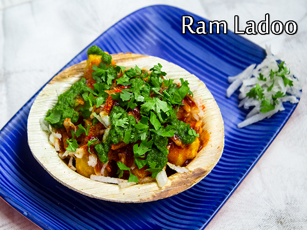 Ram Ladoo Recipe: How To Make Moong Dal Pakora - Boldsky.com