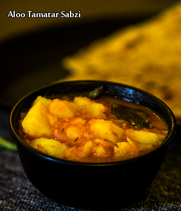 Aloo Tamatar Ki Sabzi: How To Make Potato With Tomato Gravy - Boldsky.com