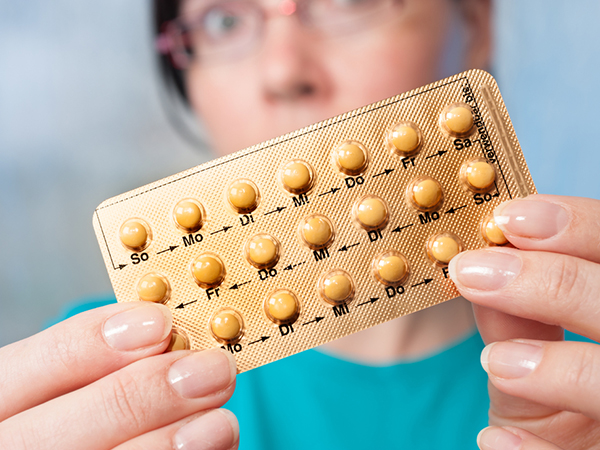 What Happens If You Take Contraceptive Pills When Pregnant? - Boldsky.com