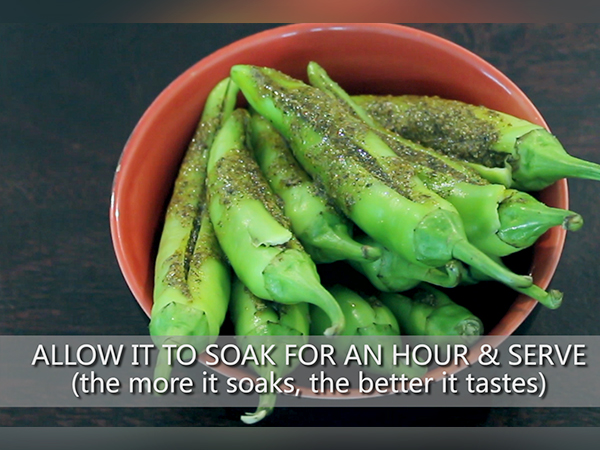 Hari Mirch Ka Achaar Recipe: How To Prepare Green Chilli Pickle ...