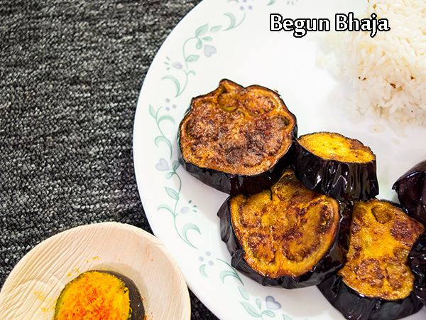 Begun Bhaja Recipe | Baingan Fry | Bengali Baingan Bhaja Recipe ...