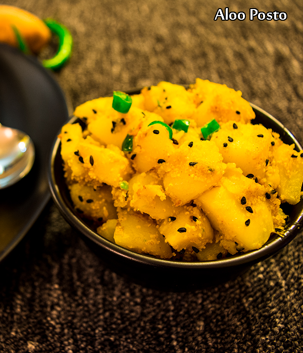 Aloo Posto Recipe: Bengali Potato With Poppy Seeds Recipe - Boldsky.com