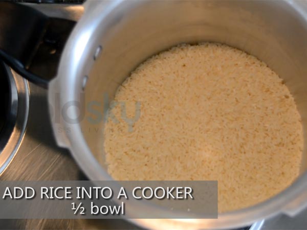 Tomato Rice Recipe: How To Make South Indian Tomato Bhath - Boldsky.com