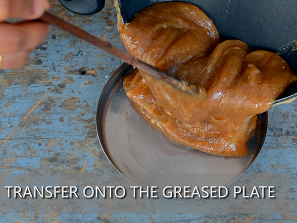 Halbai Recipe: How To Make Karnataka-style Halwa - Boldsky.com