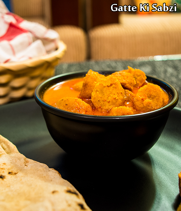 Gatte Ki Sabzi Recipe: Rajasthani Besan Gatte Ki Sabzi - Boldsky.com