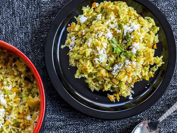 Poha Recipe: How To Prepare Avalakki At Home - Boldsky.com