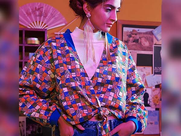 Sonam Kapoor And Rhea Kapoor Look Stunning In Rheson's Latest 80s ...