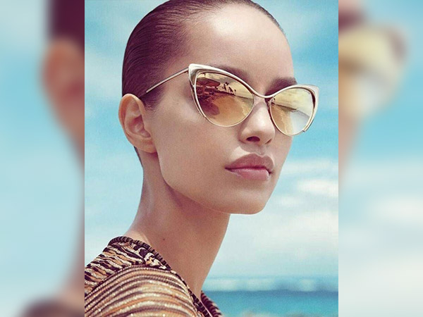 Top Essential Sunglasses Every Girl Should Own - Boldsky.com