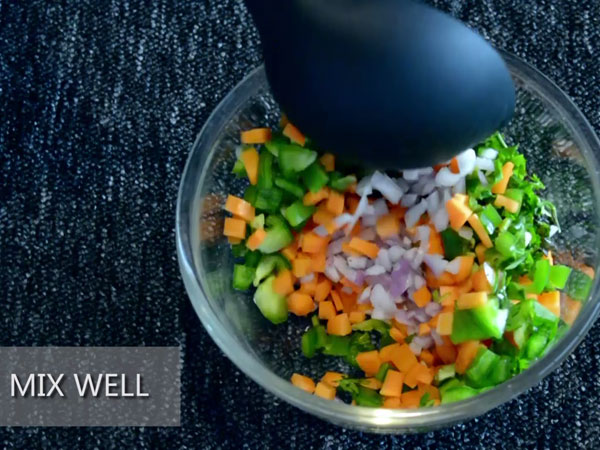 Vegetable Dosa Recipe | Vegetable Uthappam Recipe - Boldsky.com