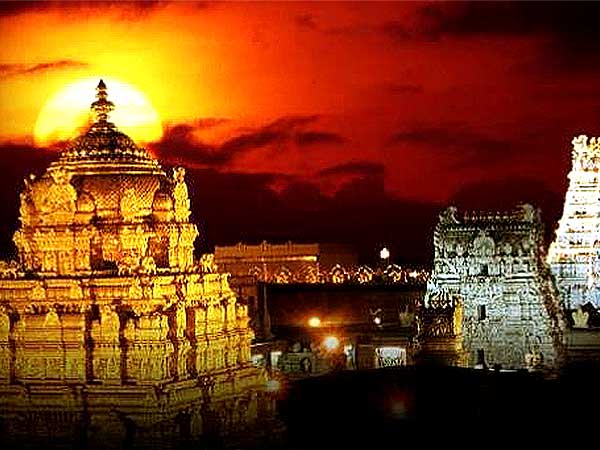 Lunar Eclipse 2019: Why Are Temples Closed During An Eclipse? - Boldsky.com