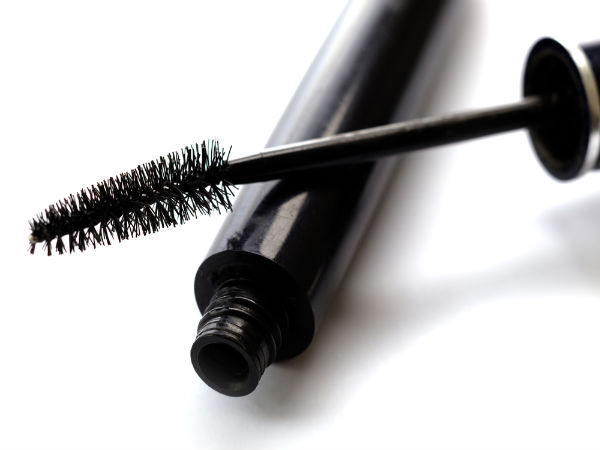 Why Should We Use A Mascara? - Boldsky.com
