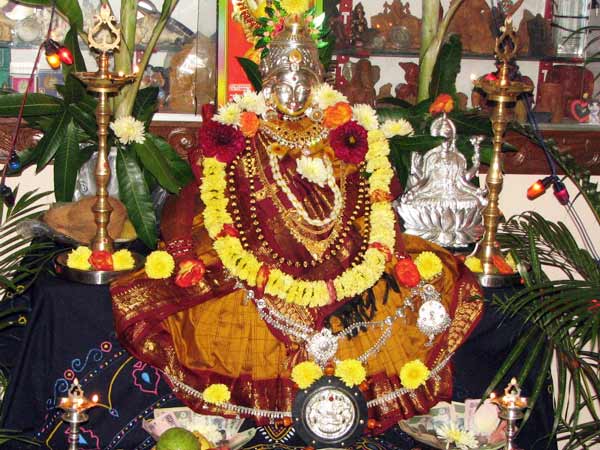 One Must Perform These Rituals On Gowri Habba Festival - Boldsky.com