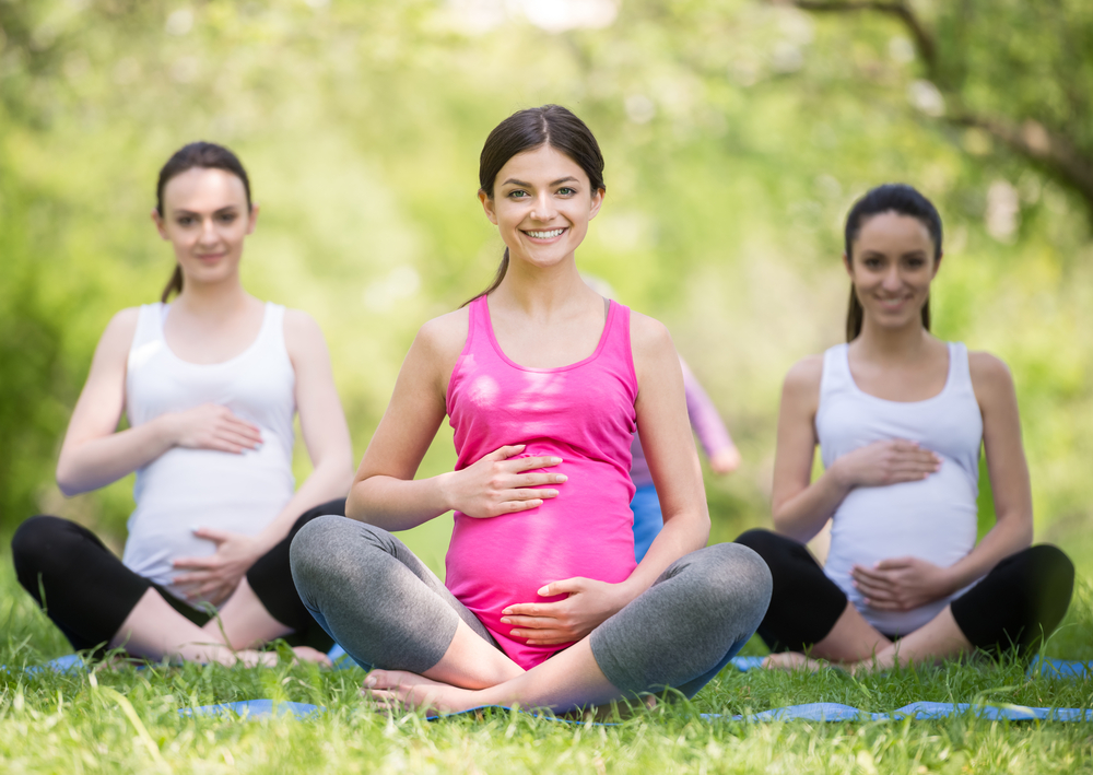 Best Worst Sitting Positions During Pregnancy Boldsky