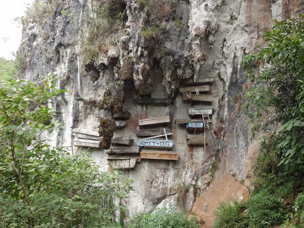 Have You Heard About The Hanging Coffins? - Boldsky.com