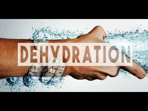 Dehydration: Causes, Symptoms, Diagnosis & Treatment - Boldsky.com