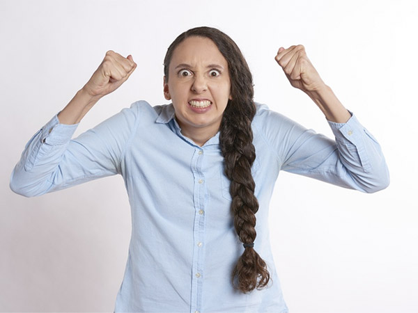 7 Challenges That Impulsive Women Go Through On A Daily Basis - Boldsky.com