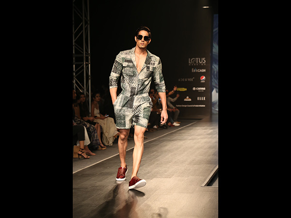 Statement Unique Outfits For Men And Women - Boldsky.com