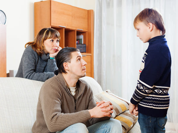 7 Reasons Why Parents Should Not Scold Their Children In Front Of ...