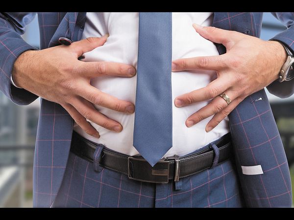 Is It Bloating Or Belly Fat? 4 Signs Which Will Help You Find The ...