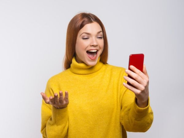 10 Amazing Ways To Look Great On Video Calls - Boldsky.com