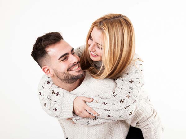 10 Tips To Be More Romantic For Your Partner - Boldsky.com