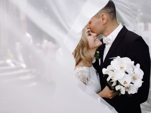 7 Reasons Why Marriage Can Be Good For You - Boldsky.com