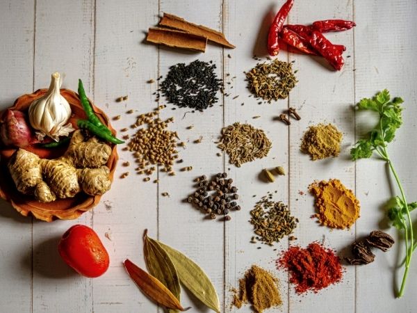 What Is The Shelf Life Of Spices & How To Store Them? - Boldsky.com