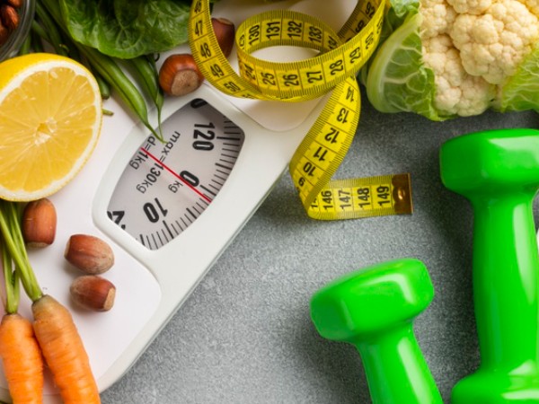 17 Ways To Lower Cholesterol Levels Naturally - Boldsky.com