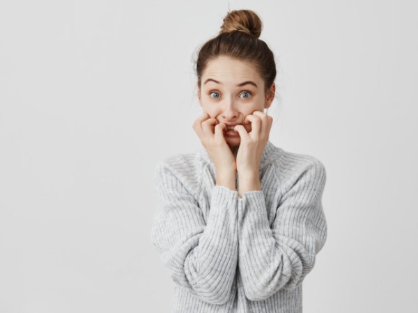 Autocannibalism: Types, Causes, Symptoms And Treatment - Boldsky.com