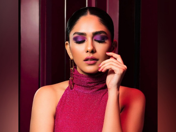 Jersey Actress Mrunal Thakur’s Bold Makeup Look In Purple Eyeshadow And ...