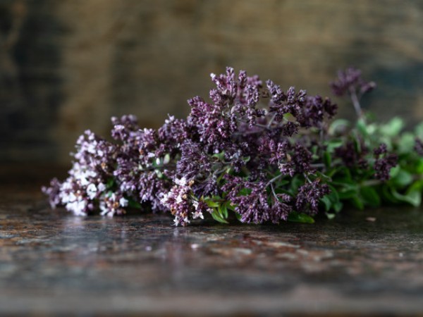 25 Healthy Leaves You Should Be Eating - Boldsky.com