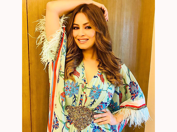 Pardes Actress Mahima Chaudhry’s Dresses On Her Instagram - Boldsky.com