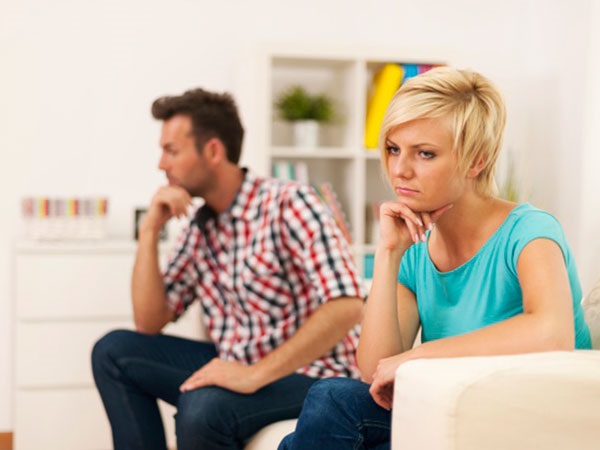 What Is Benching? Here's All You Need To Know About This New Dating ...