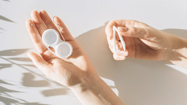 What Is Heterochromia Or Different Coloured Eyes In Humans? Causes ...