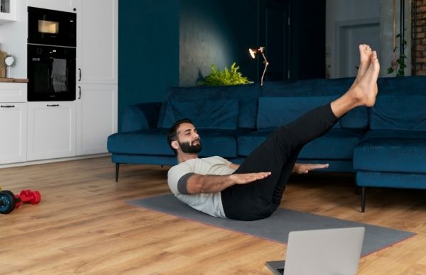 11 Common Yoga Mistakes And How To Avoid Them - Boldsky.com