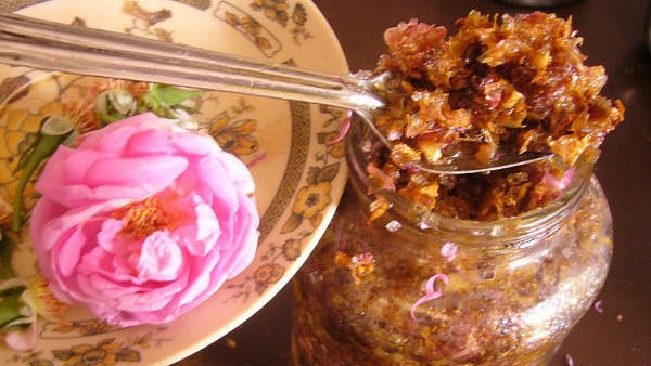 What Is Gulkand? Know About Its Health Benefits, Uses And Side Effects ...