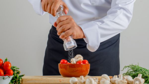 Did You Know Adding Table Salt To Food Can Cut Years Off Your Life ...