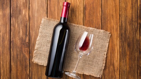 5 Signs You Should Stop Drinking Wine; Alcohol Addiction Helpline ...