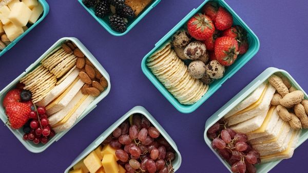 10 Healthy And Tasty Snacks For Your Road Trips - Boldsky.com