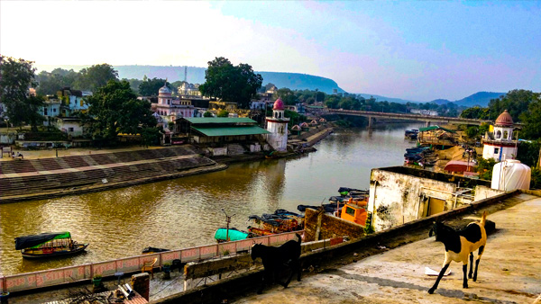 8 Unforgettable Ancient Temples In Chitrakoot - Boldsky.com