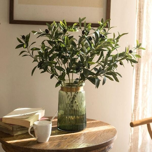 6 Best Ideas To Decorate With Greenery In Your Home - Boldsky.com