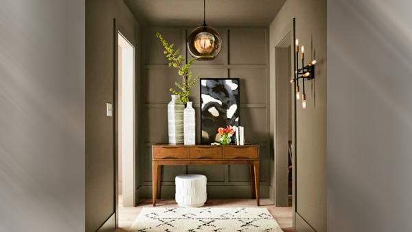 An Easy Guide For Decorating A Foyer - Boldsky.com