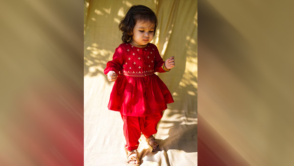 7 Styling Tips To Dress Up Your Baby Girl - Boldsky.com