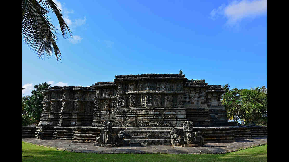 5 Most Ancient And Architecturally Stunning Lord Shiva Temples In India ...
