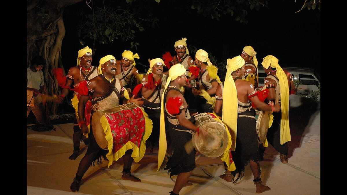 Dollu Kunitha: The Spectacular Ritualistic Dance Of Halumatha Kurubas ...