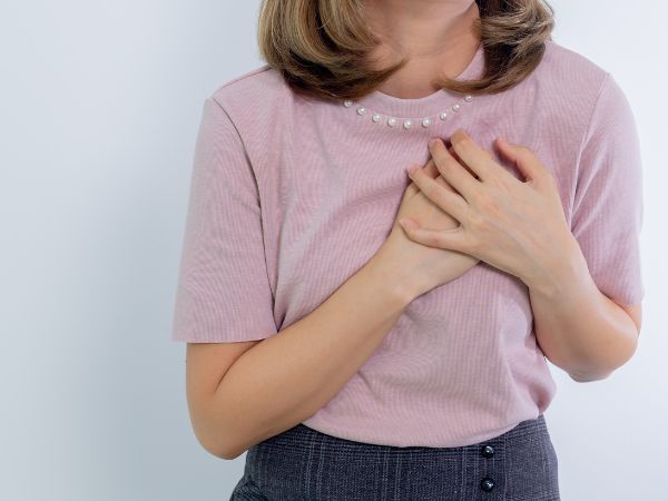 Half Of Adults Over 40 May Have Hidden Heart Condition - Boldsky.com