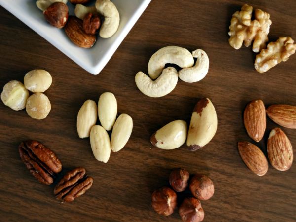 Holi: How To Identify Fake Dry Fruits? - Boldsky.com